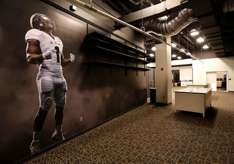 Purdue football transfer portal: Boilermakers building in trenches