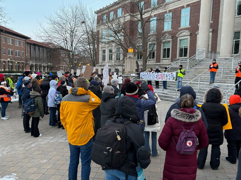 Purdue effectively bans grad students from China, other countries ...