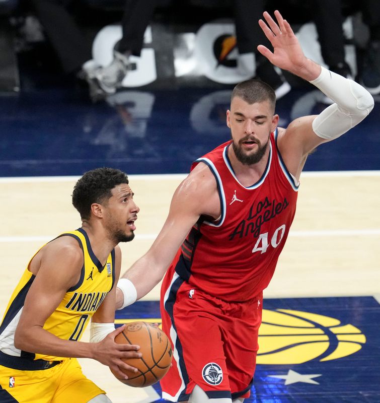 The latest rumors on the Pacers, Ivica Zubac and the NBA trade deadline