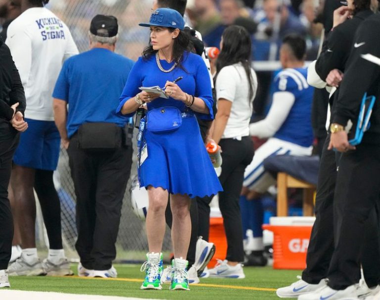Indianapolis Colts owner Carlie Irsay-Gordon talks wearing headset on ...