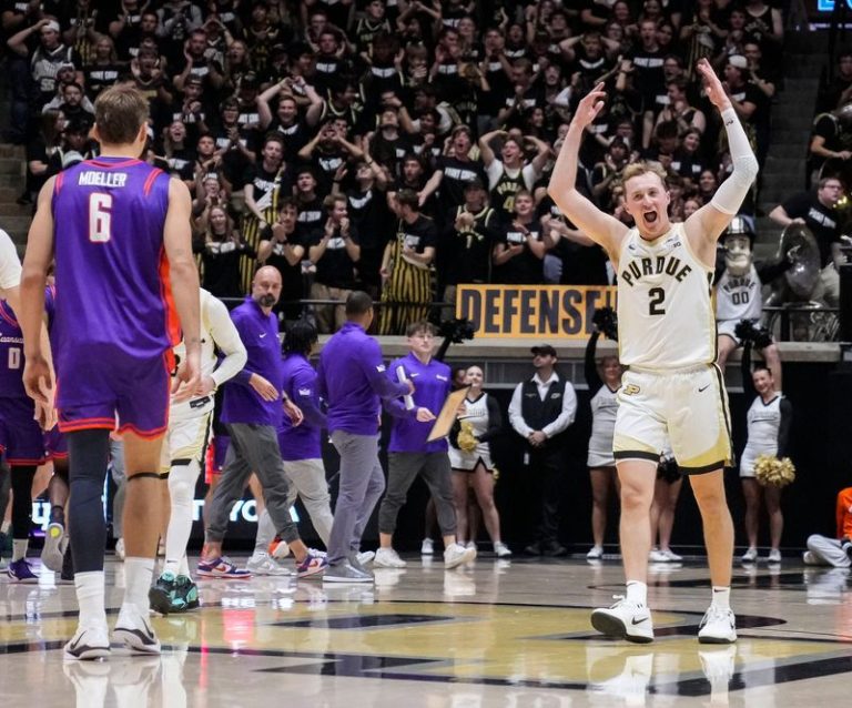Purdue basketball vs Oakland live updates, score: Trey Kaufman-Renn won ...