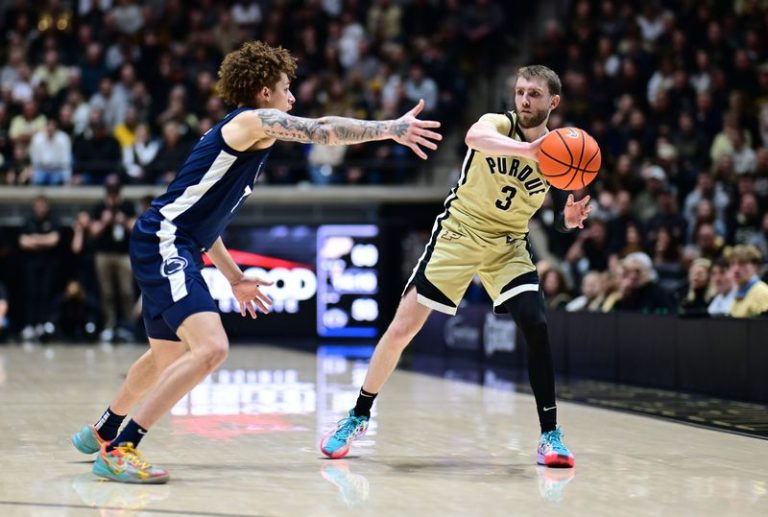 Braden Smith now owner of rare piece of Purdue basketball memorabilia