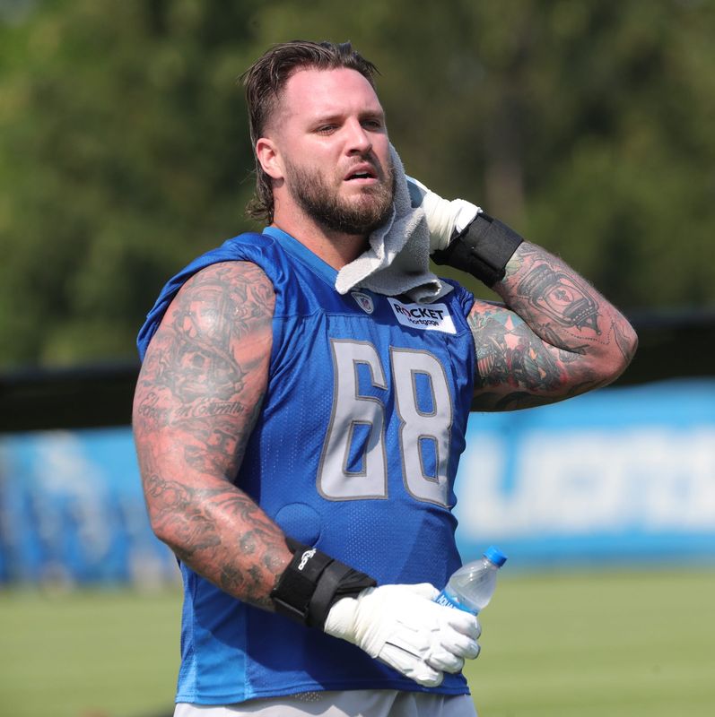 Injured Lions starters Taylor Decker, Jack Campbell will play vs Ravens