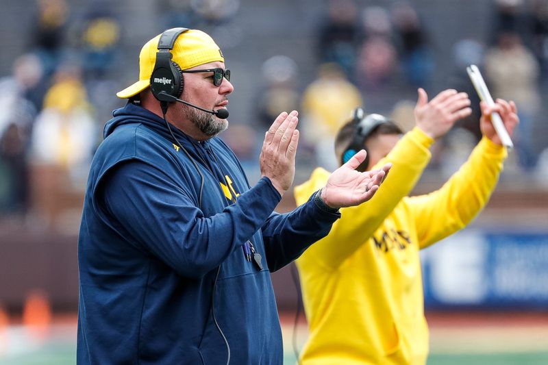 Louis Esposito, son of Michigan DL coach, commits to Wolverines football