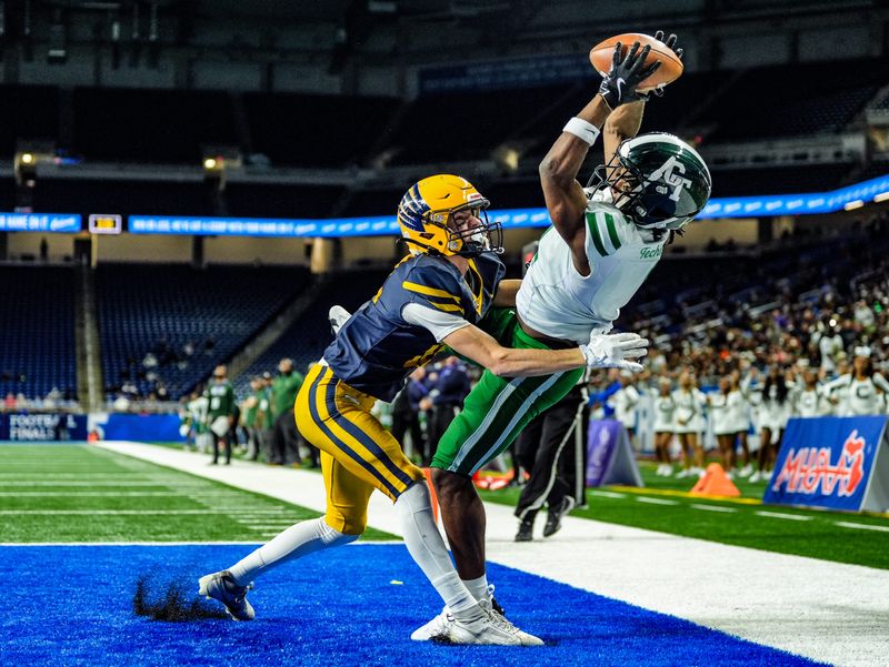 Who are the top Michigan high school football players at each position ...