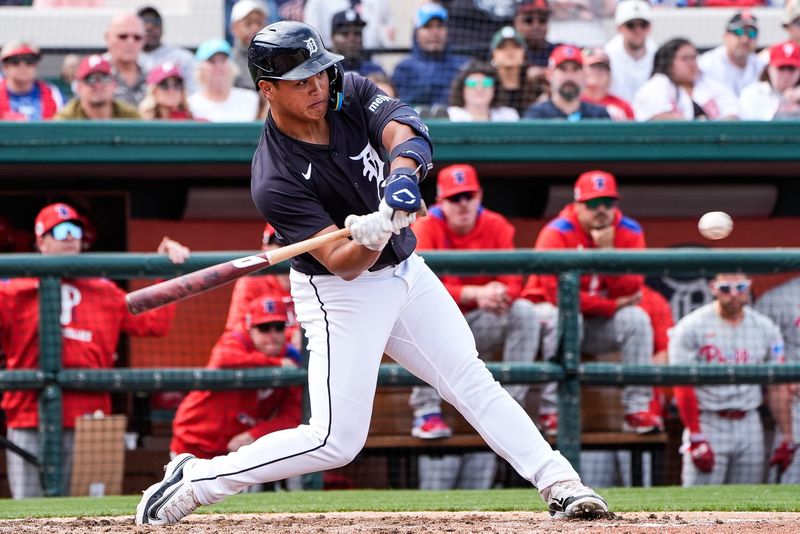 Detroit Tigers infield prospect Hao-Yu Lee takes a pitch to the face ...
