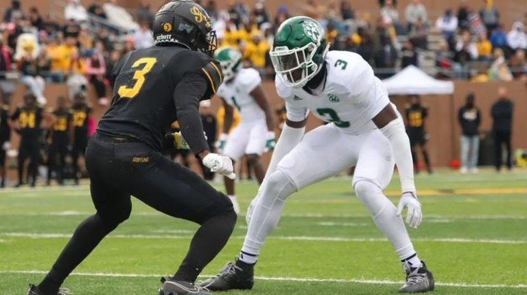 Battle Creek's Austin McKinney realizes pro football dream. Who did he ...