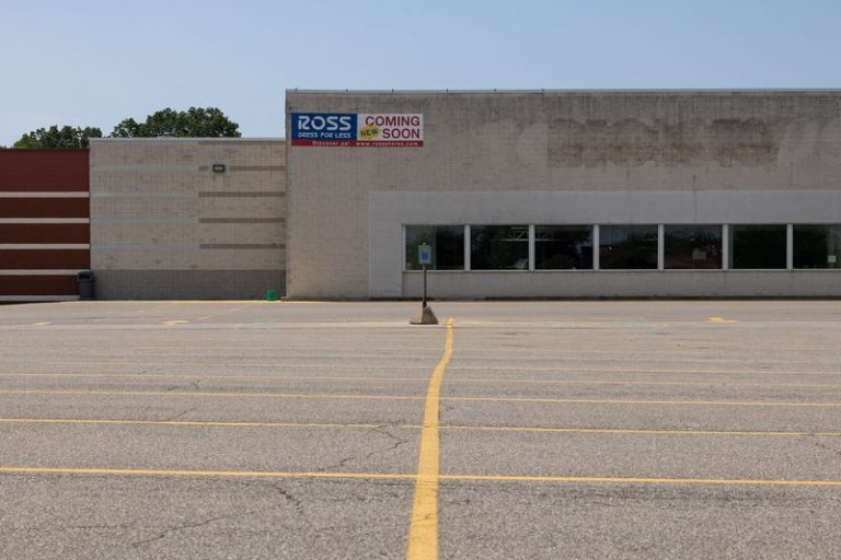 Ross Dress for Less places signage for location near Holland. Here's ...