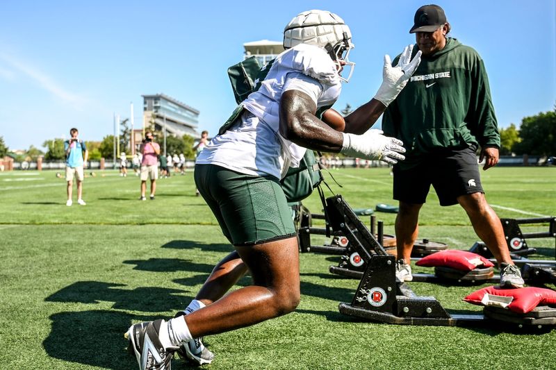 David Santiago wants to add discipline, sacks to Michigan State ...