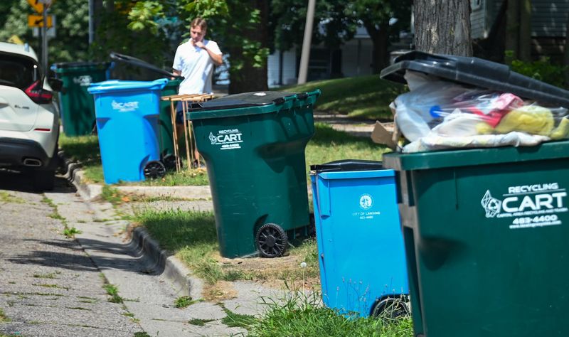 Overhaul of Lansing's curbside trash pickup tossed to the curb, for now