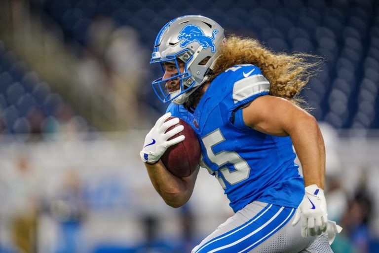 Grant Stuard: Detroit Lions LB does dirty work on field, won't clean ...