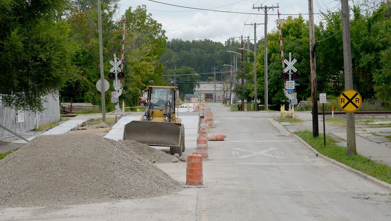 Work to begin on Dunbar Road, Seventh Street railroad tracks