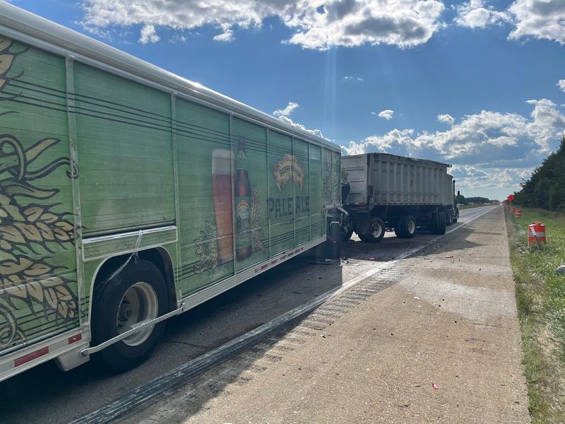 Tractor-trailer crash kills 1 in Ionia County. What police are saying