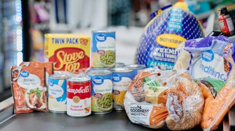 What grocery stores are open on Thanksgiving? Hours for Kroger, Meijer