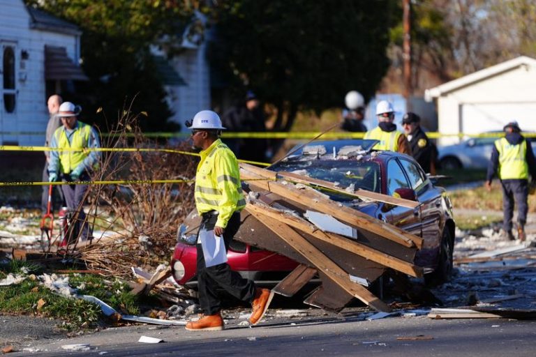 Vacant Detroit house explosion result of natural gas leak. DTE started ...