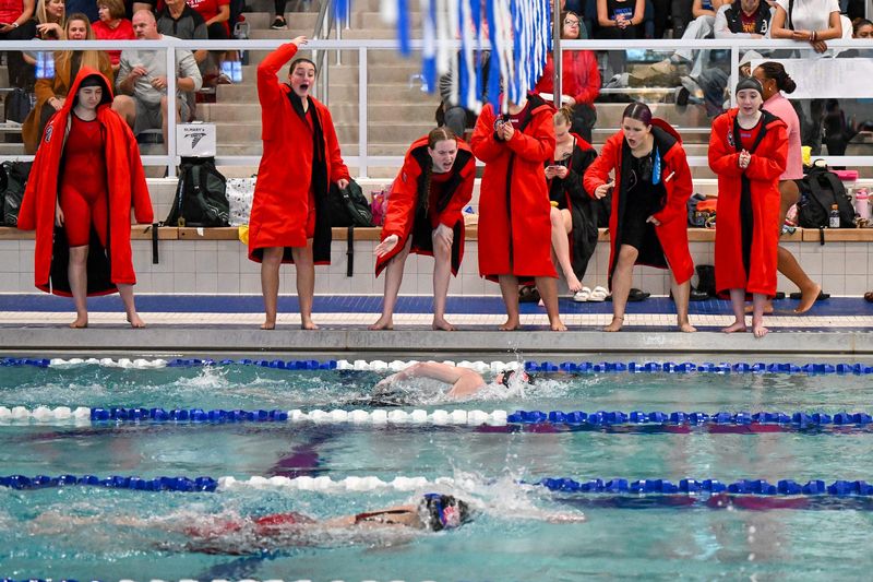 Monroe's girls swimming team captures SMISL championship