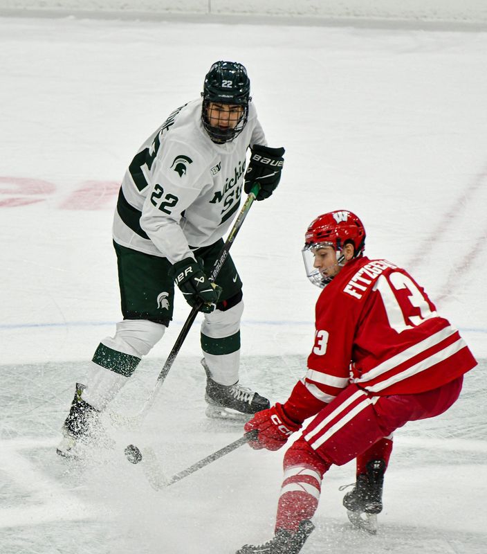 Four first-period goals propel Michigan State hockey past Ohio State, 6-2
