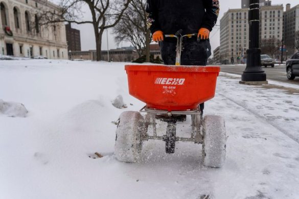 Metro Detroit braces for continued deep freeze, arctic air through week