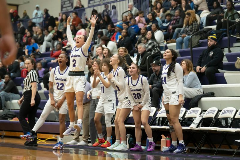 Lakeview girls topple BCC in hoops; Marshall boys beat Harper Creek