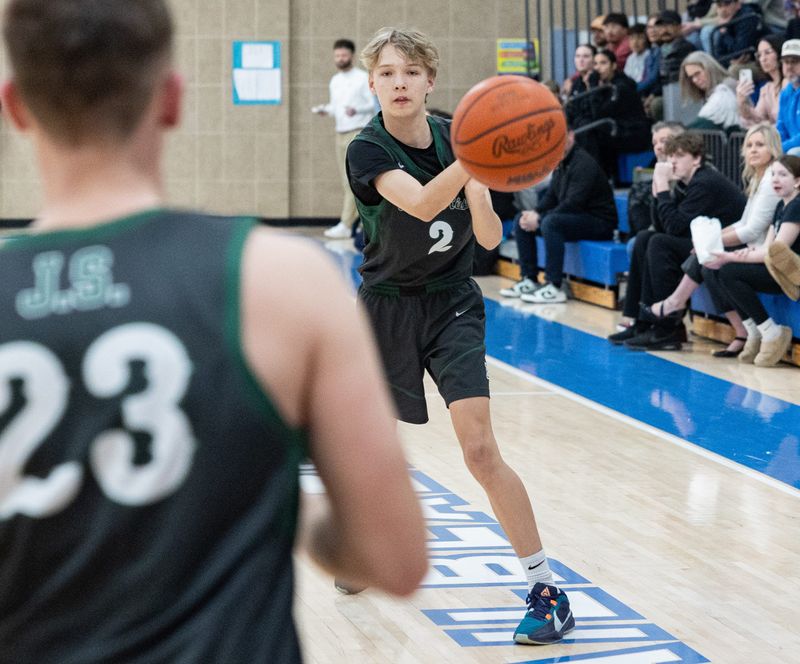 Black River boys top Saugatuck as Huizenga scores 101 this week ...