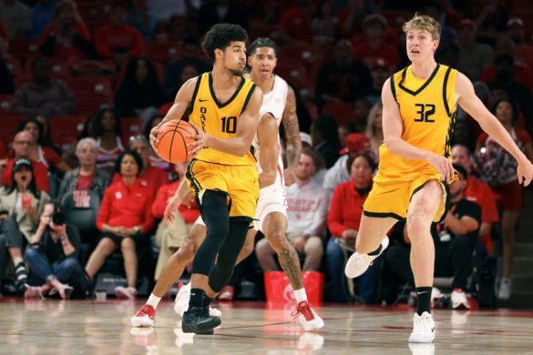 Brett White II gave up hoop dreams to help family. At 28, it's game on