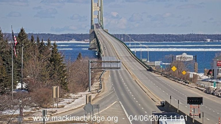 Mackinac Bridge closure ends. How long bridge was closed
