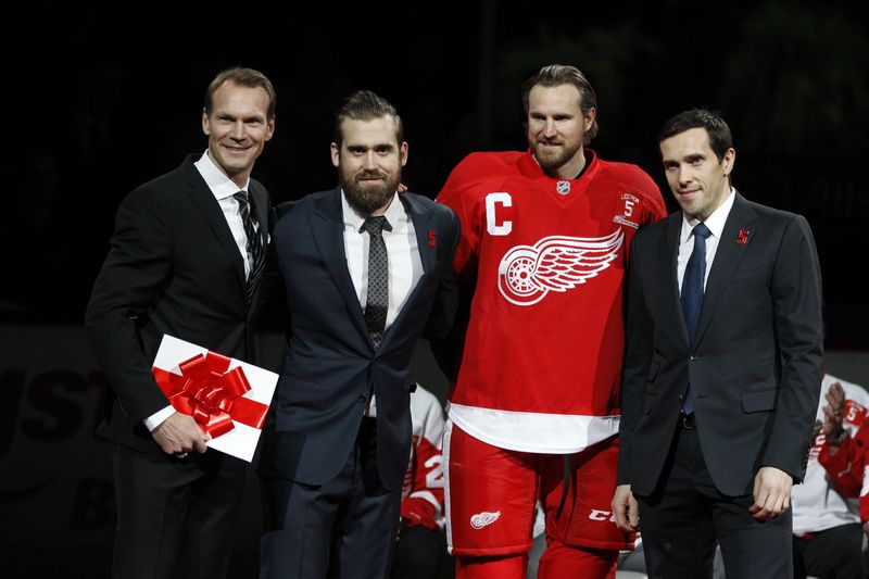 Who are the top 10 captains in Detroit Red Wings franchise history
