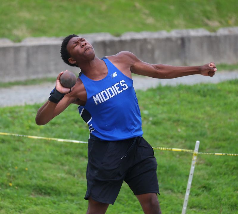 One meet mark falls at the 2025 Section 9 boys track and field state ...