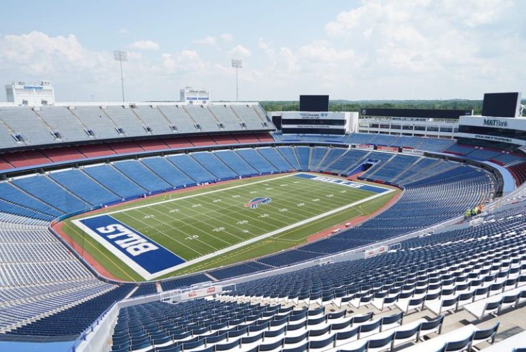 RIT's Big Shot heads to Buffalo’s Highmark Stadium for historic photo event