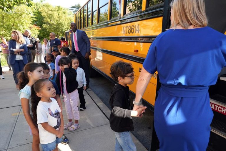 Yonkers school bus mishap: 4-year-old girl dropped at wrong stop, left ...