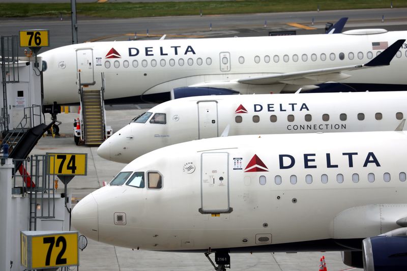 2 Delta planes collide at LaGuardia Airport on tarmac