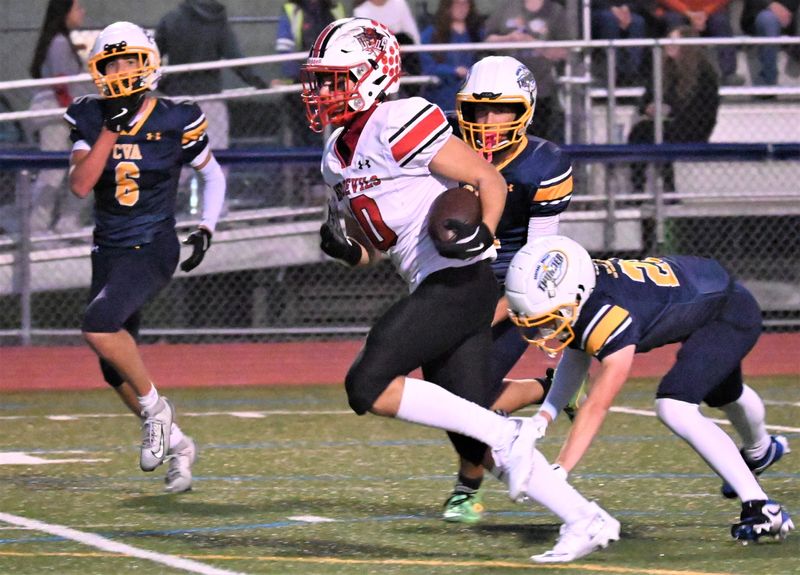 Fast start, strong finish propel Vernon-Verona-Sherrill to 49-21 ...