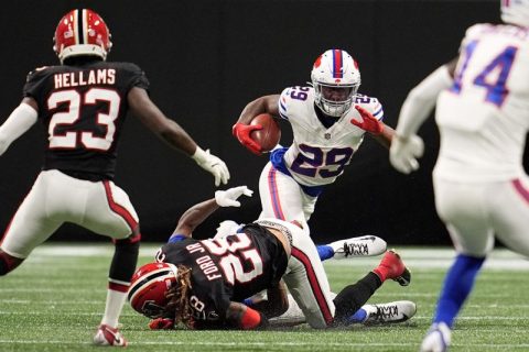 Buffalo Bills sign player three days after releasing him