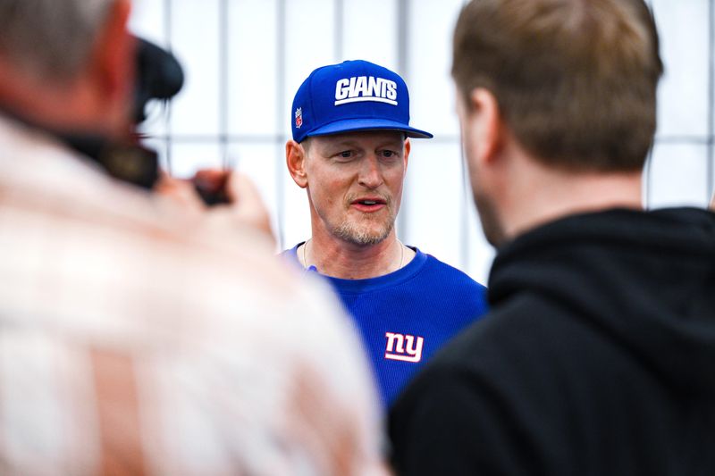 Giants' Charlie Bullen drawing interest as defensive coordinator candidate