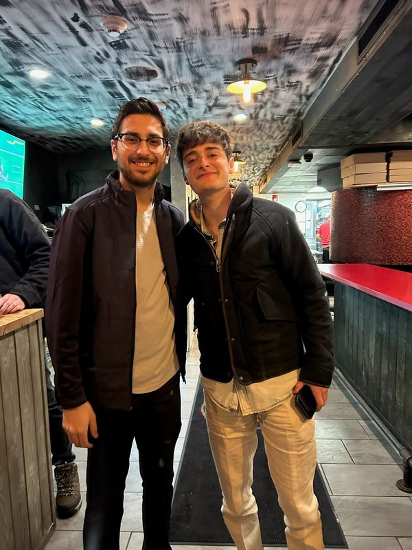 'Stranger Things' actor Noah Schnapp dines at Scarsdale restaurant