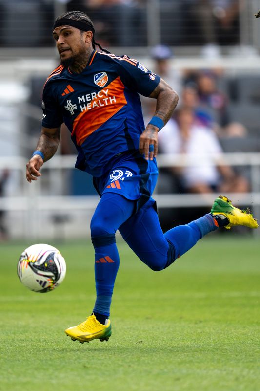 FC Cincinnati trades defender DeAndre Yedlin to Real Salt Lake