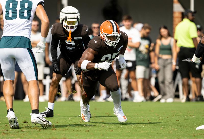 Myles Garrett Instagram post lifts teammates, implies he's ready to ...