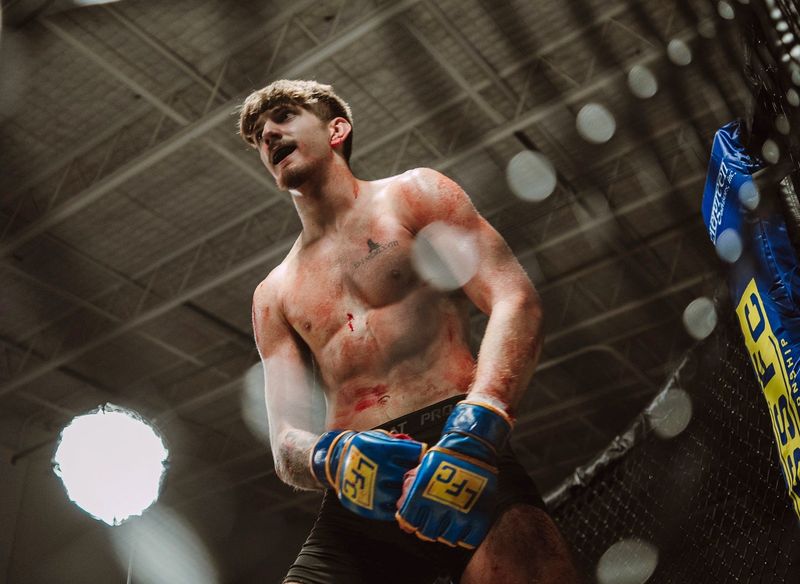 'It's all I think about.' How Highlands grad Zach Russ made MMA dream ...