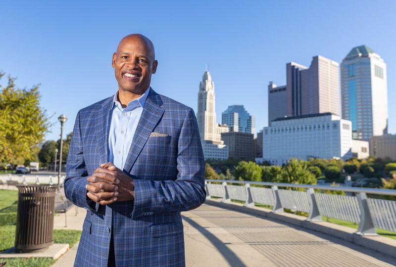 Ohio State basketball legend Clark Kellogg on his commitment to ...