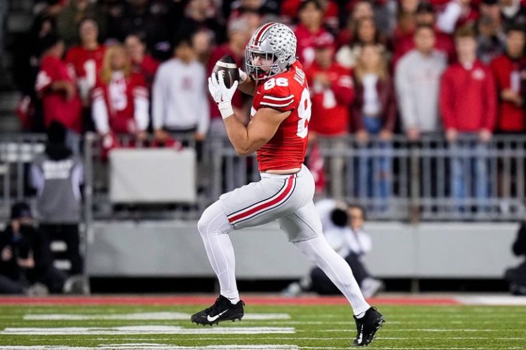 WATCH: Ohio State tight end Max Klare previews CFP matchup vs. Miami