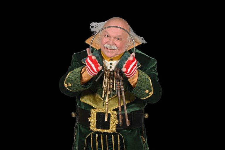 Mr. Jingeling is still bringing Christmas joy to new generations