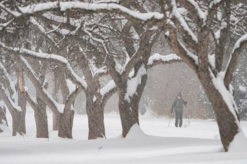 Licking County downgrades snow emergency. Here's what to know