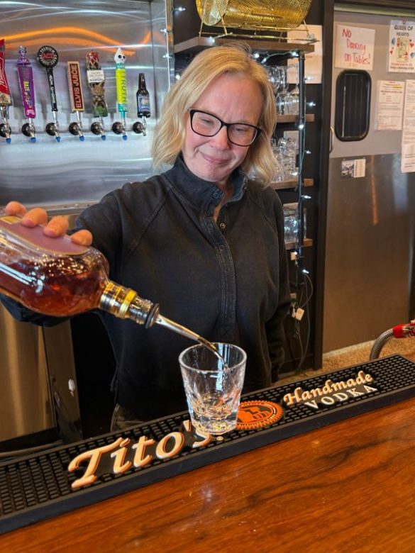 Amanda's Tavern 22 wants to be known for its food and not just alcohol