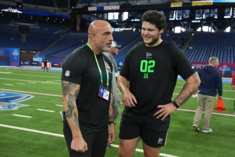 Tackle or guard? Austin Barber's former coach at Florida says, 'Yes'