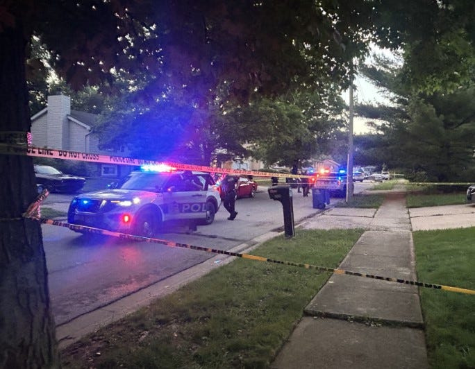 Mother, juvenile daughter fatally stabbed at home on Columbus ...