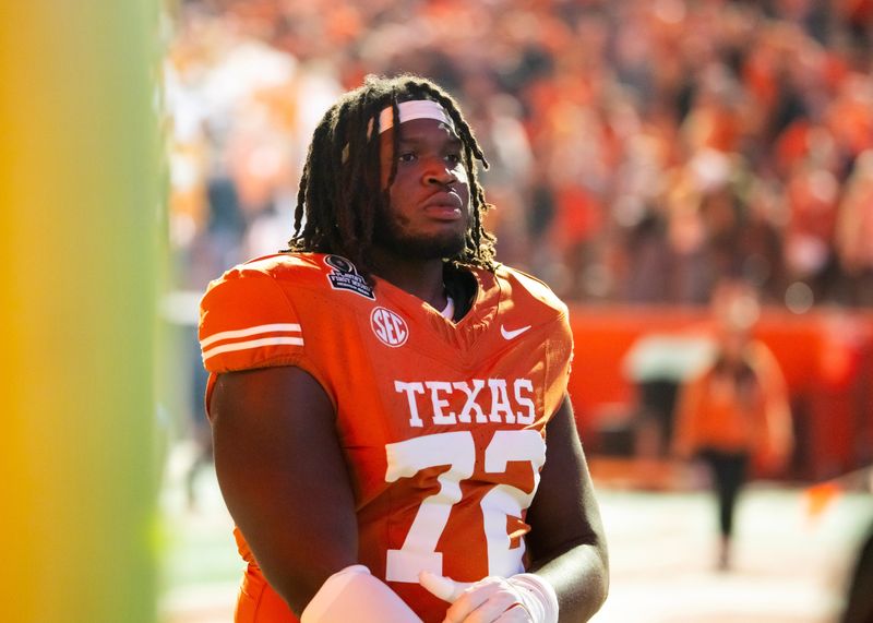 Countdown to Kickoff: Neto Umeozulu looks to bring "nastiness" to Texas OL