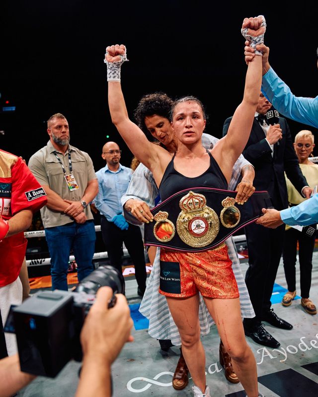 El Paso boxing world champ Stephanie Han to celebrate win with fans