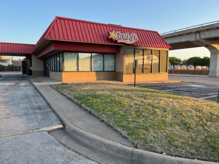 Fast food chain closes Wichita Falls restaurant