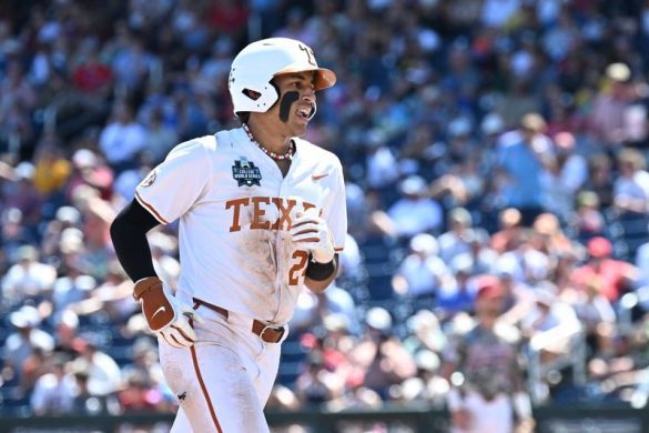 LIVE COVERAGE: Texas faces another CWS elimination game, face Georgia
