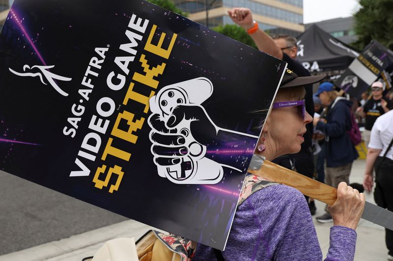 Industry video game actors pass agreement with studios for AI security